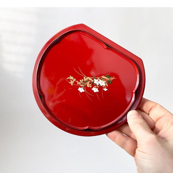 Vintage | Dining | Vintage Japanese Red Floral Lacquerware Set Of 5 ...